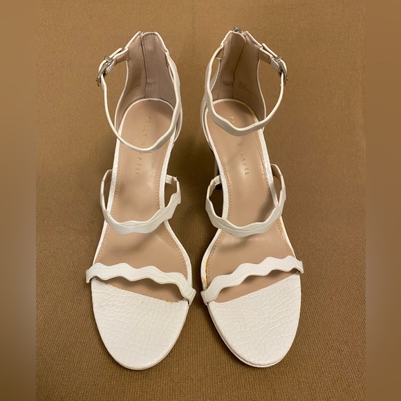 Kelly & Katie | Shoes | Kelly Katie Litton Platform Strappy Sandal Heel ...